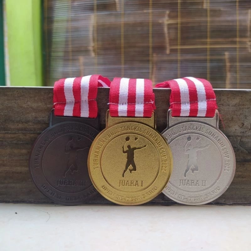 Jual medali custom medali badminton medali logam kuningan medali wisuda ...
