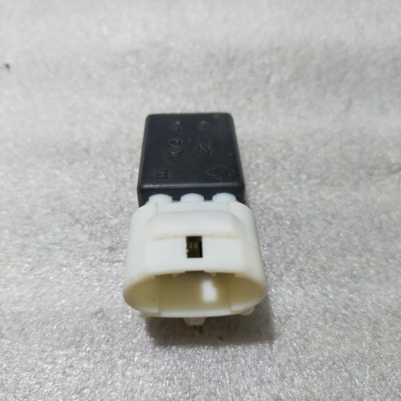 Jual Switch Sensor RPM Suzuki Vitara Escudo Gen 1 Sidekick 33552-86000 ...