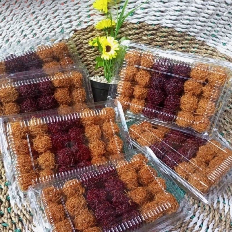 Jual GRUBI KREMES ISI 42 pcs / Grubi kremes MIX / Cemilan tradisional ...
