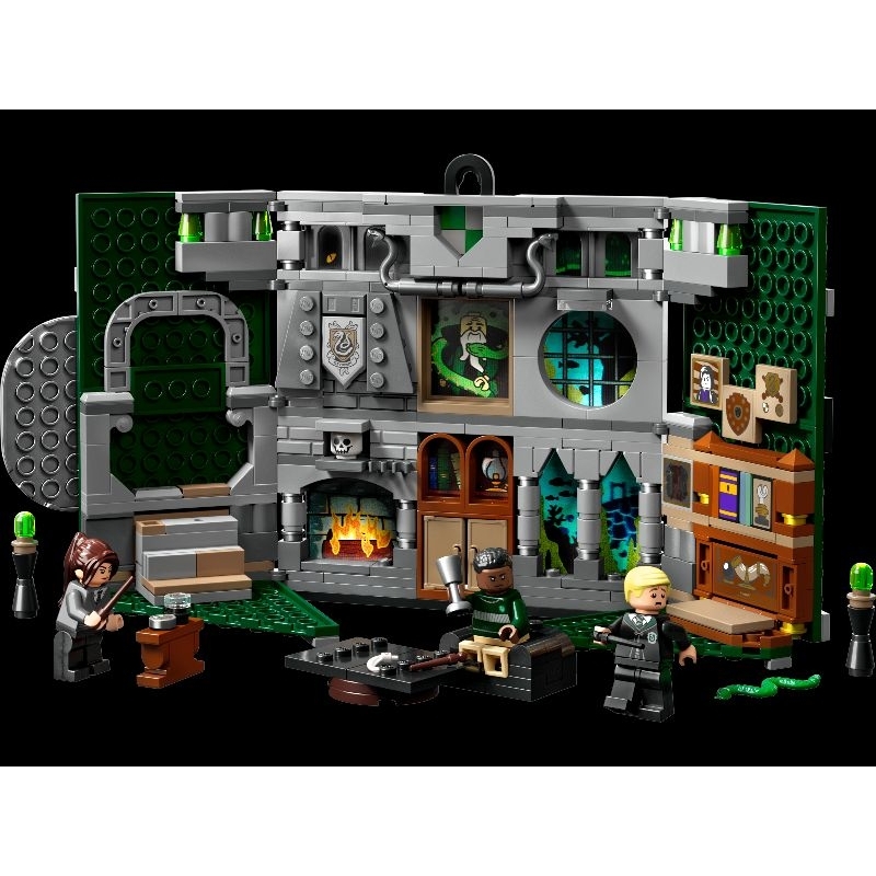 Jual Lego 76410 Harry Potter : Slytherin House Banner | Shopee Indonesia