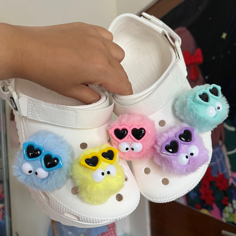 Jual 1 pcs Jibbitz Crocs Pom Pom Aksesoris Sepatu Sandal (Jibbitz Only ...
