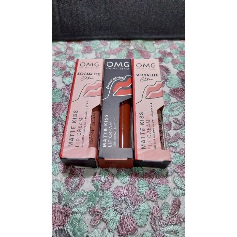 Jual OMG Matte Kiss Lip Cream | Shopee Indonesia