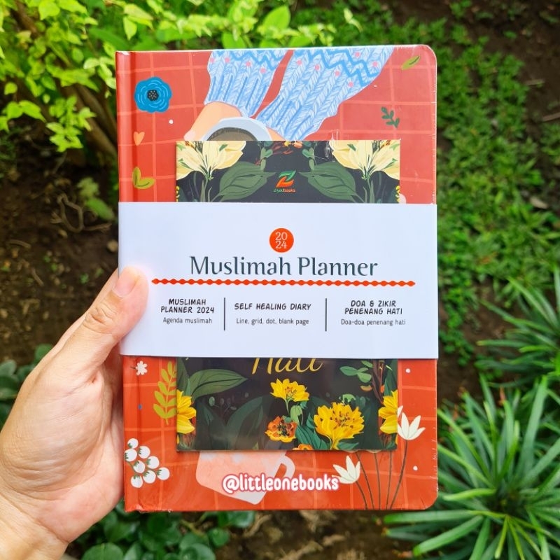 Jual MUSLIMAH PLANNER 2024 - isi 3 buku / jurnal muslimah / self ...