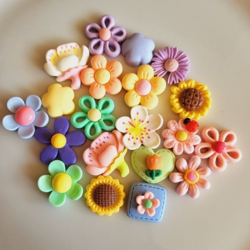 Jual RESIN CLAY DIY AKSESORIS ANEKA KARAKTER KARTUN DAN VARIASI WARNA ...