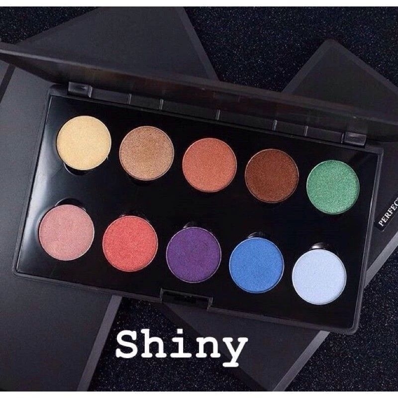 Jual Bravo Bojonegoro - LT PRO Eyeshadow Palette Shiny | Shopee Indonesia