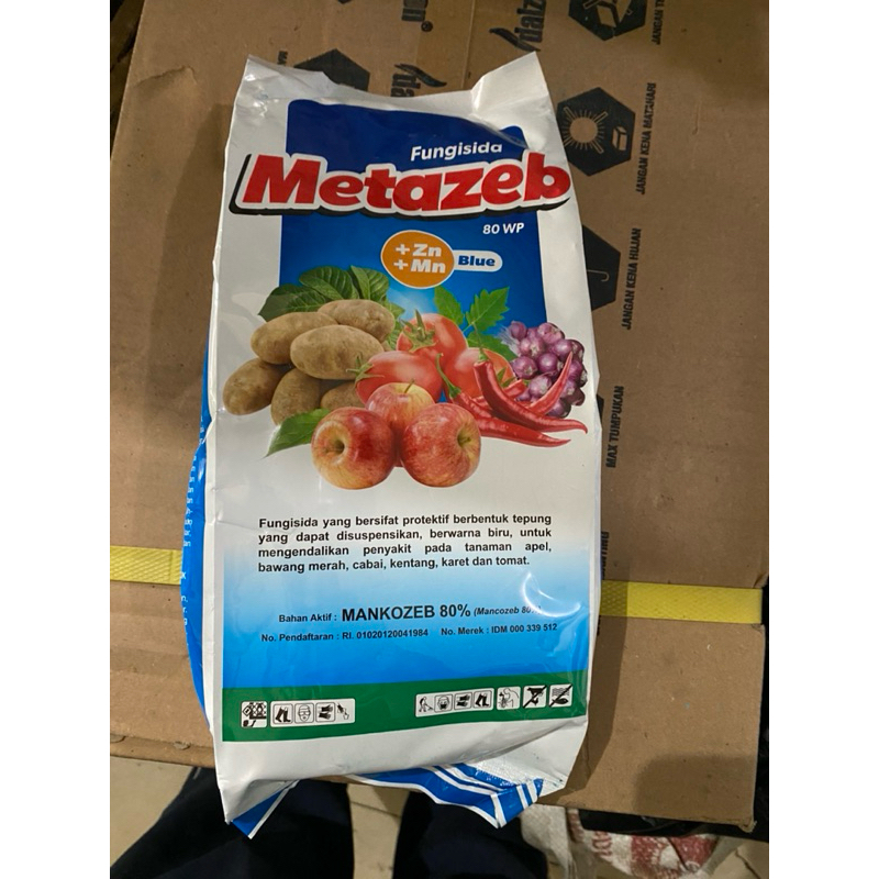 Jual FUNGISIDA METAZEB BLUE 80WP UKURAN 800 GRAM | Shopee Indonesia