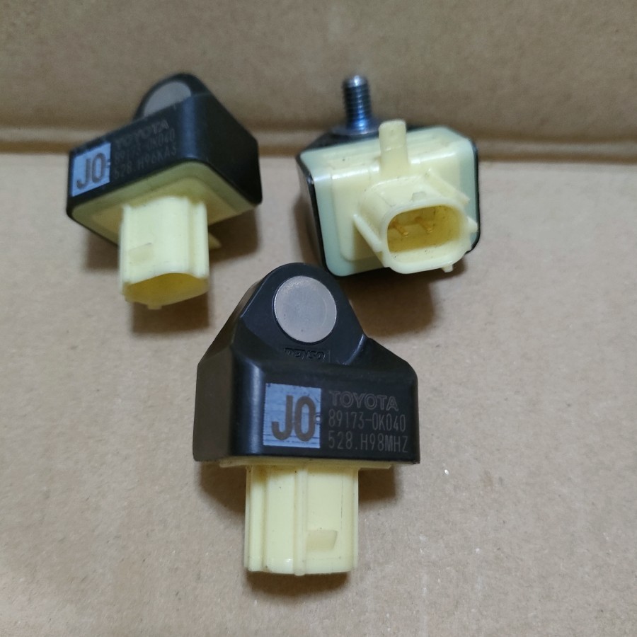 Jual switch sensor air bag Toyota Innova REBORN Fortuner Hilux 89173 ...