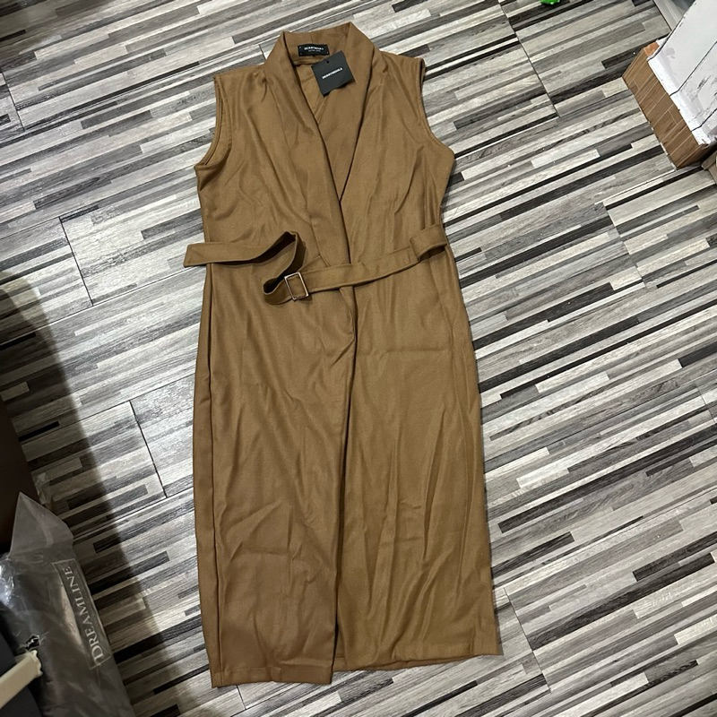 Jual BERRYBENKA BLAZER OUTER LONG SIZE M NEW | Shopee Indonesia