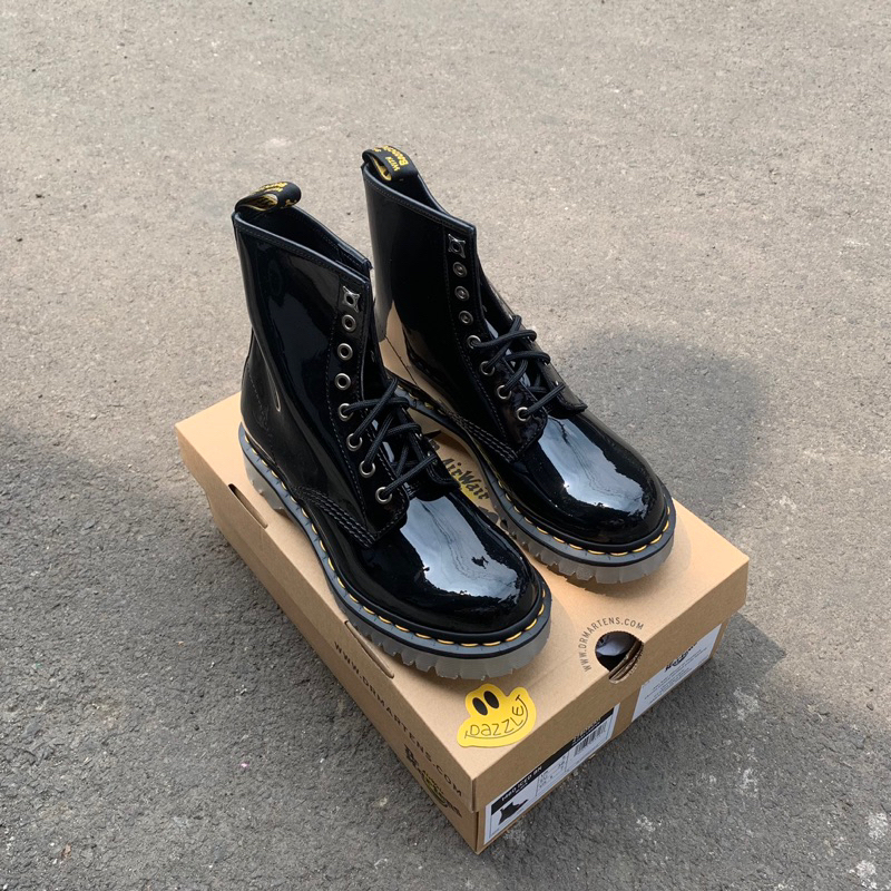 Jual Dr martens 1460 iced black patent lamper original - 8 hole docmart ...