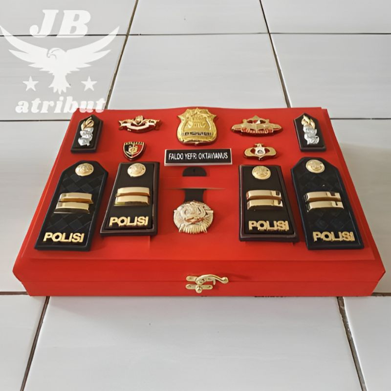 Jual pangkat PDH PDU iptu polisi sepaket set box custom | Shopee Indonesia