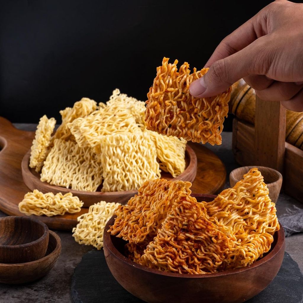 Jual Bakmie kriuk mie setan pedas mi goreng kremes kriting 250 gr ...