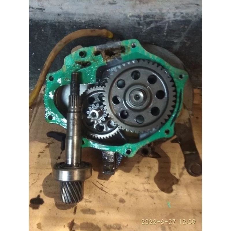 Jual Rasio Gardan Gear Box Set Honda Beat karbu original copotan Motor ...