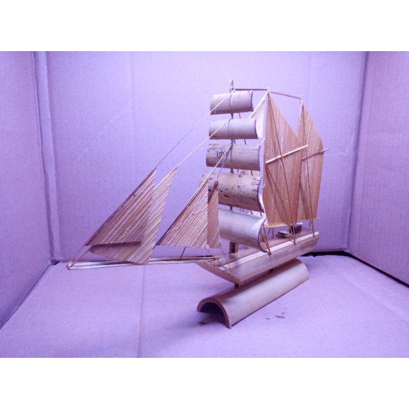 Jual Miniatur KRI Dewaruci terbuat dari bambu | Shopee Indonesia