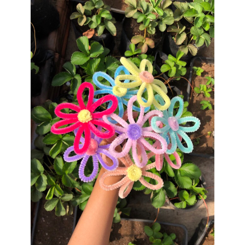 Jual bunga kawat bulu/pipe cleaner flowers/bunga isian buket | Shopee ...
