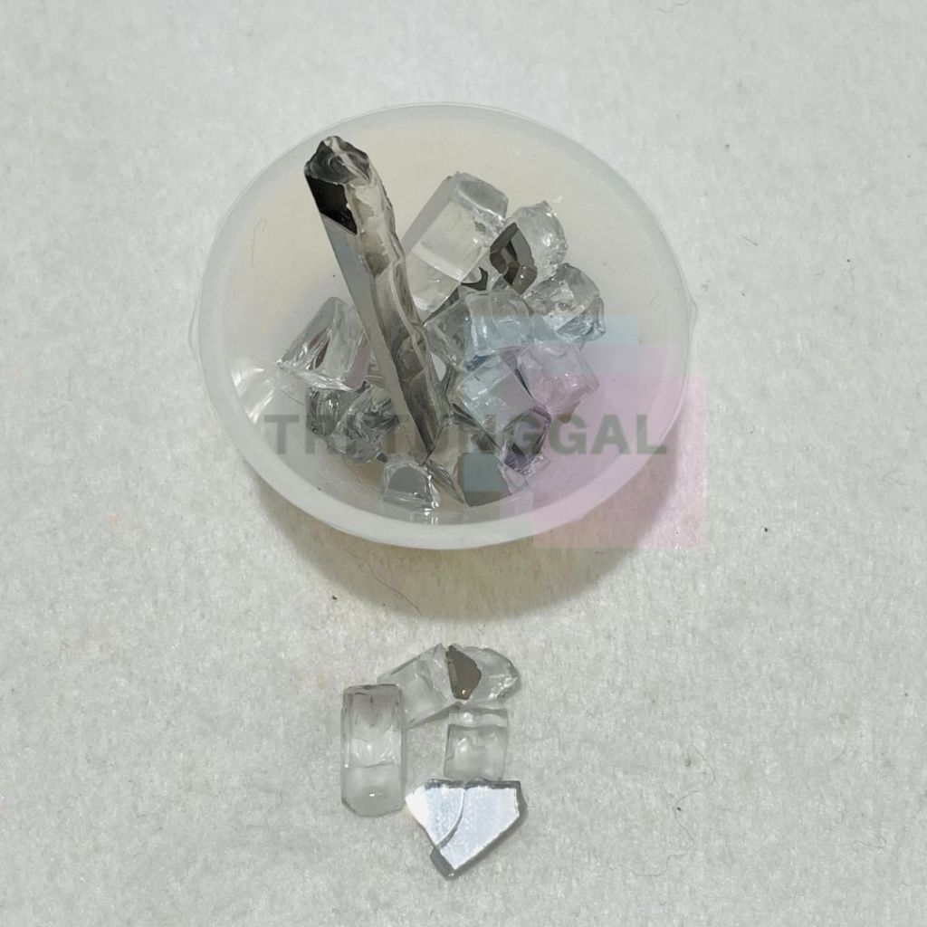 Jual Batu Kristal Crystal Chips Stone Padatan Mirror Gelas Glass Hiasan ...