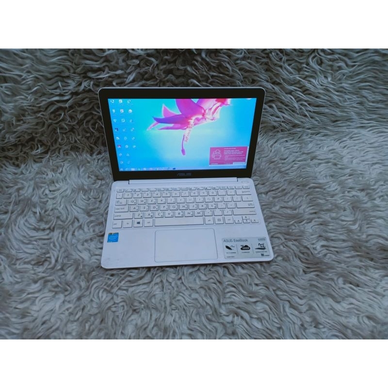 Jual Notebook Asus X205T Ram 2gb Emmc 32gb intel atom Siap Pakai Slimm ...