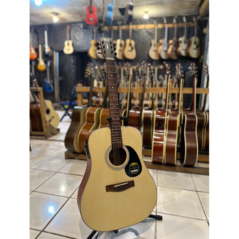 Jual Gitar cort AD810 OP Akustik elektrik | Shopee Indonesia
