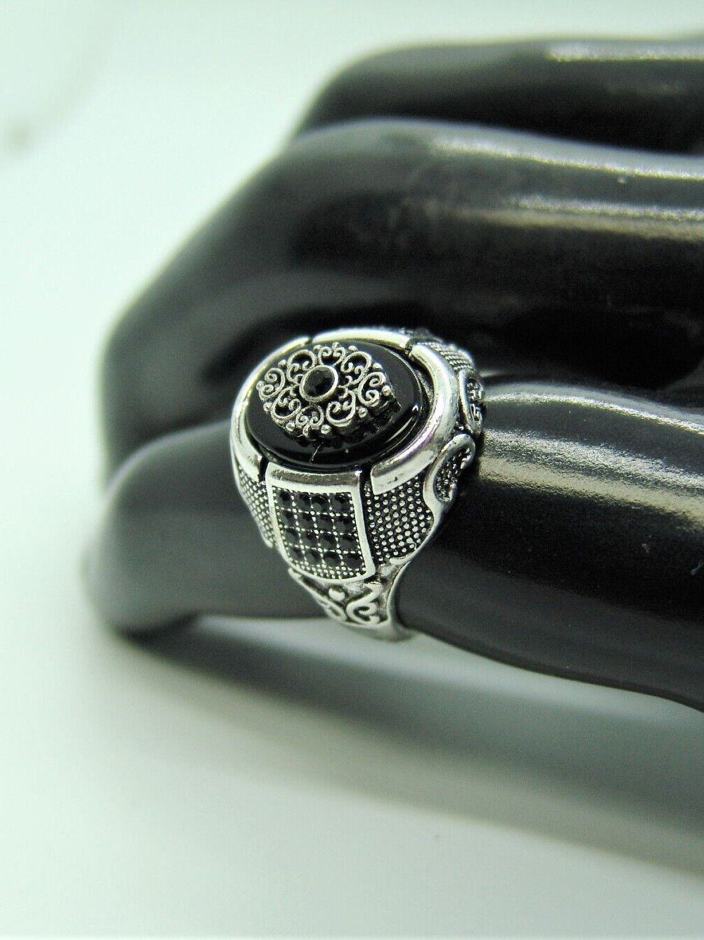 Jual Cincin Mahkota Bulat Oval Hitam - Black Crown Signet Agate Onyx ...