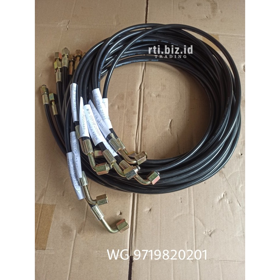 Jual WG9719820201 selang hidrolis kabin 1,2 / Double Bend Hose (Howo ...