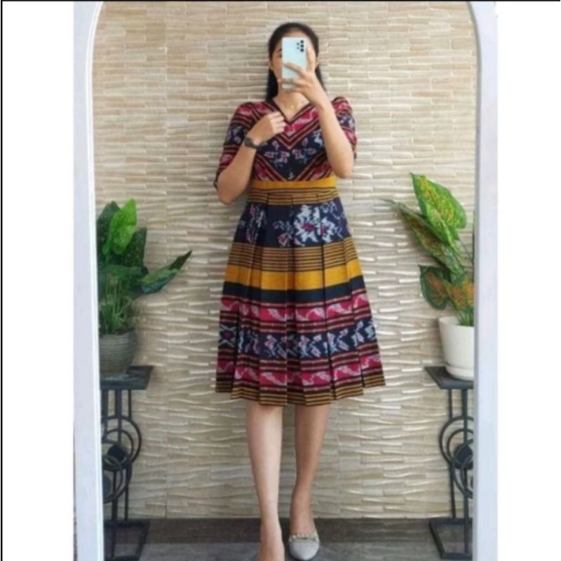 Jual DRESS WIRU LIPAT, BAJU TENUN SERAGAM KELUARGA | Shopee Indonesia
