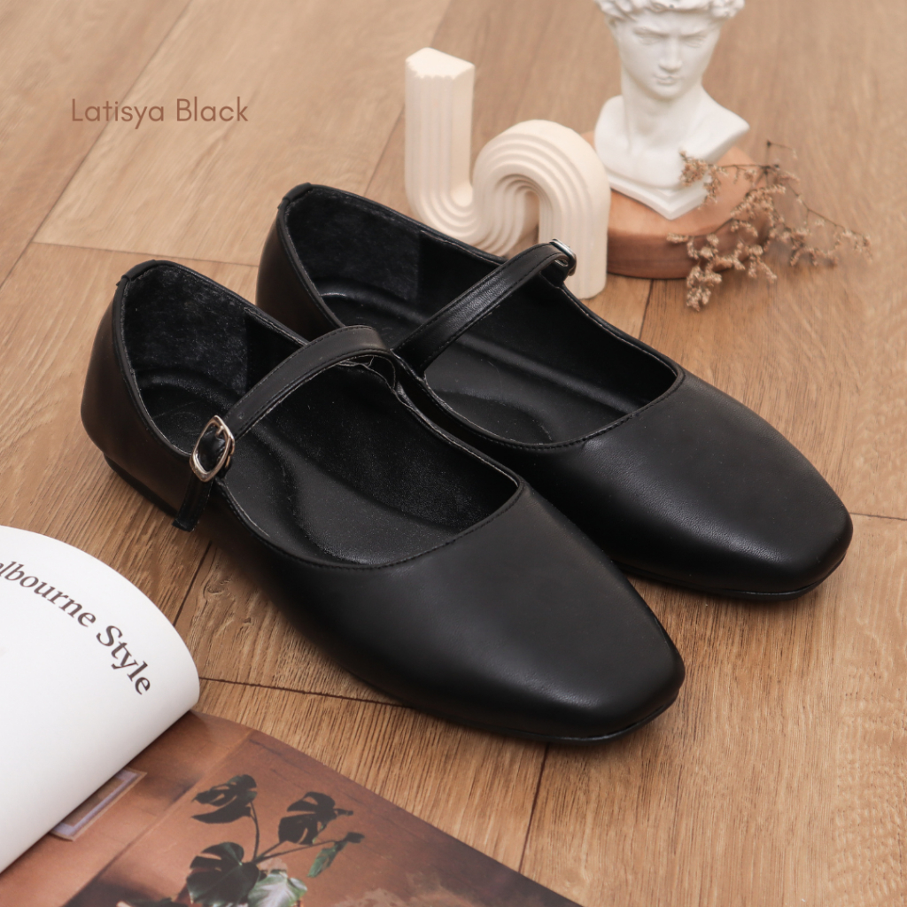 Jual QUINCE Latisya Flats | Shopee Indonesia