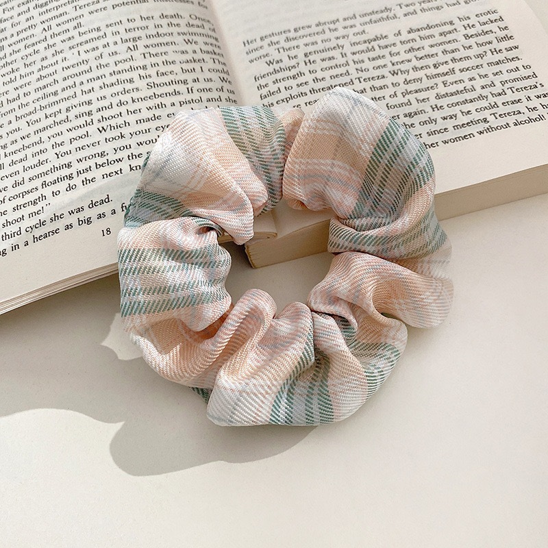 Jual IKAT RAMBUT SCRUNCHIE KOREA MOTIF GARIS / KUNCIRAN RAMBUT MODEL ...