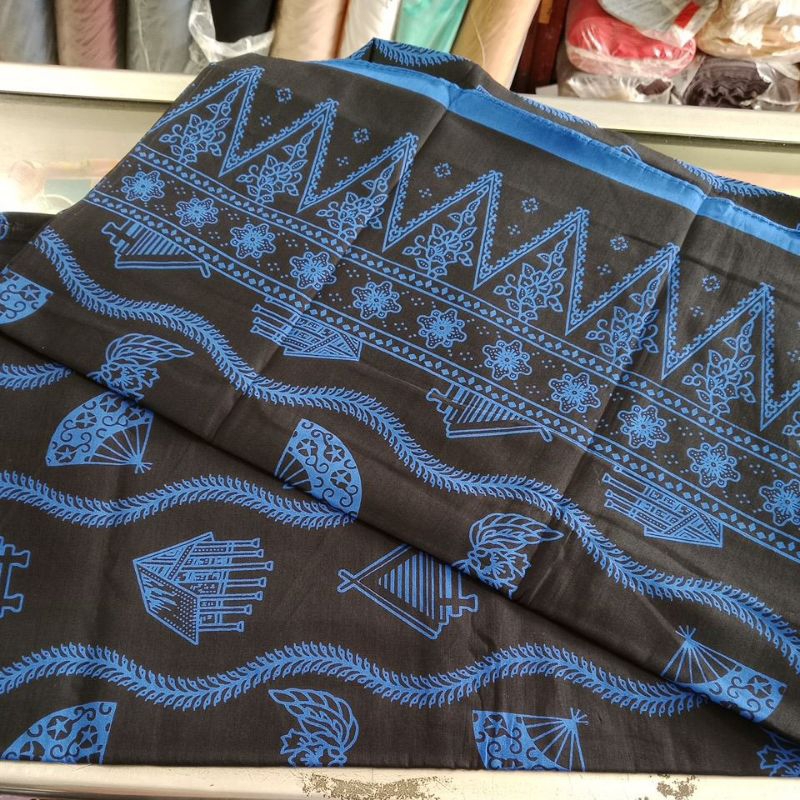 Jual BAHAN BATIK BADUY BIRU / KAIN PANJANG BIRU MOTIF LEUIT, TAPAK KEBO ...