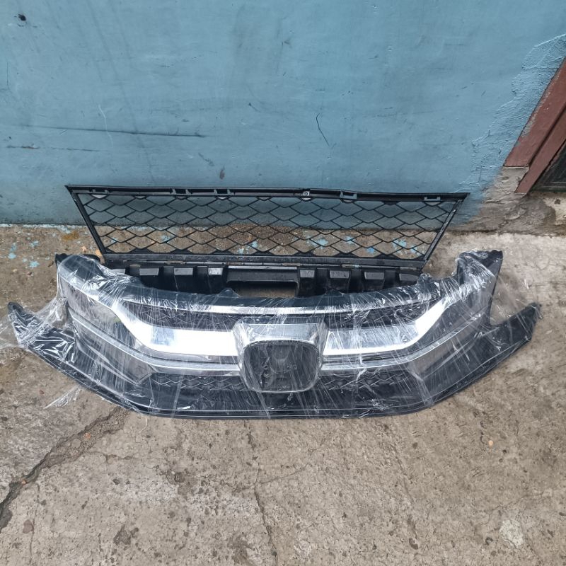 Jual grill dan set ram tengah honda mobilio rs 2017 2018 2016 original ...