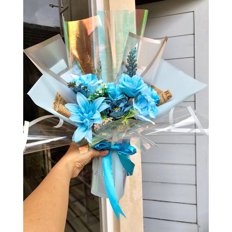 Jual BUCKET FLOWER / BUKET BUNGA biru / BOUQUET WISUDA Baby blue ...