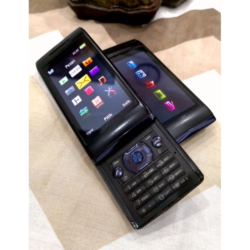 Jual Hp jadul Sony ericsson Aino u10i original normal hp unik hp langka no w995 w880 | Shopee ...