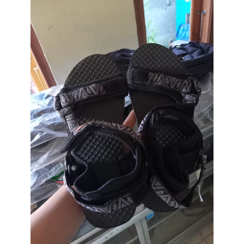 Jual SANDAL GUNUNG EIGER SIZE 45 ORIGINAL | Shopee Indonesia