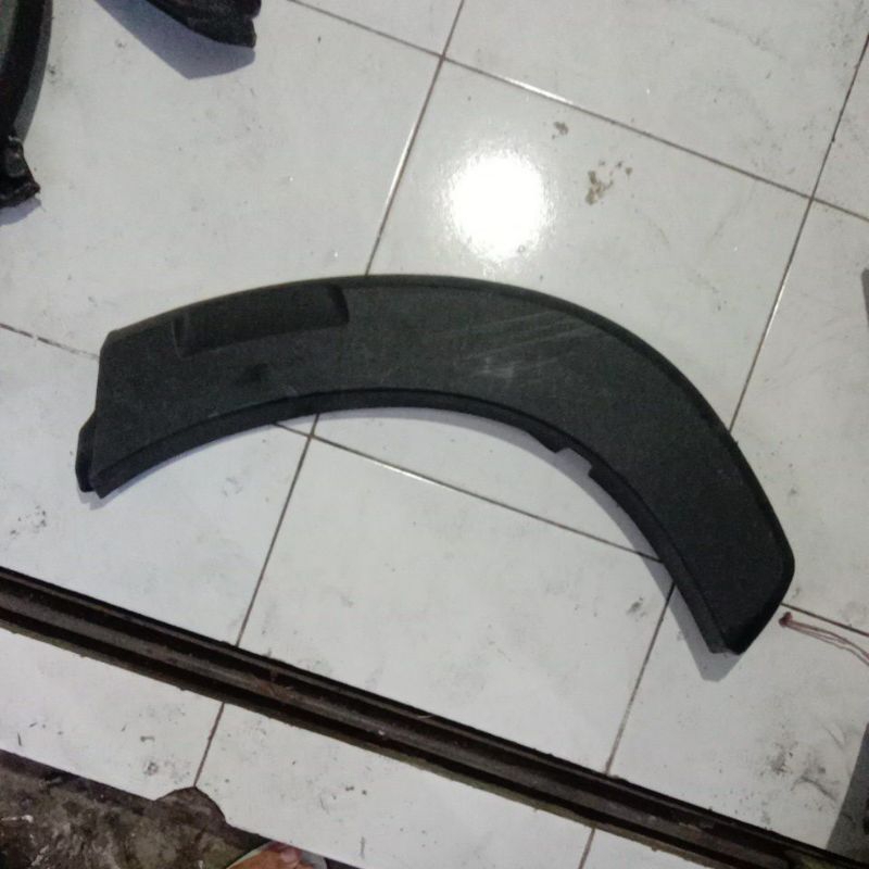 Jual list over fender sambungan belakang xpander cross | Shopee Indonesia