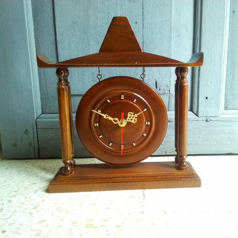 Jual Jam duduk bahan kayu jati bentuk gong | Shopee Indonesia