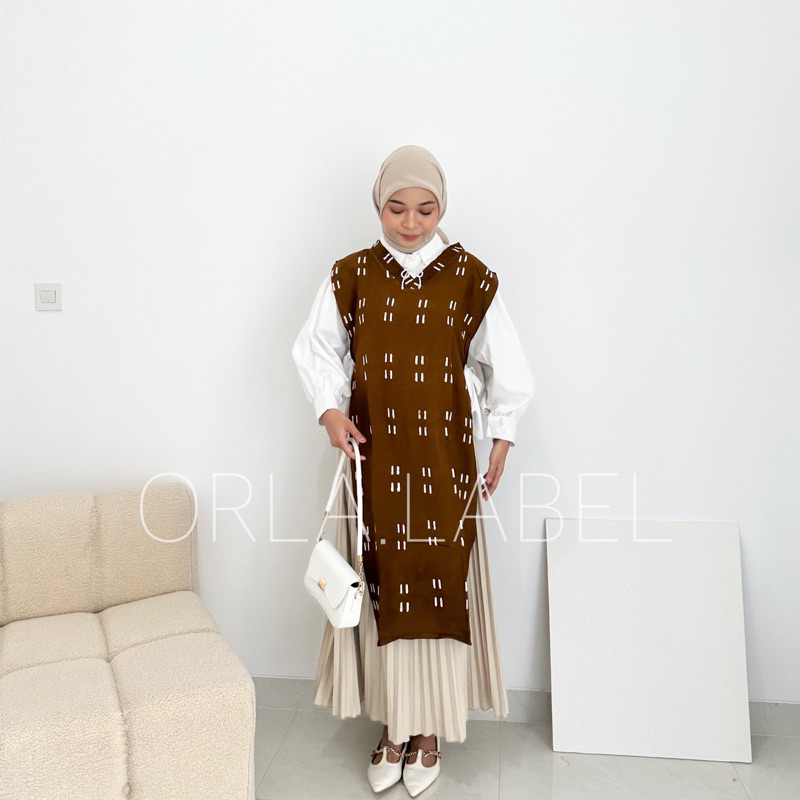 Jual Dahayu vest (READY STOCK) BISA COUPLE / batik vest / baju batik ...