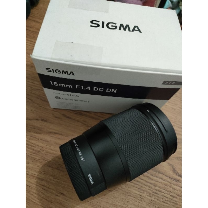 Jual LENSA SIGMA 16mm F.14 DC DN untuk Sony Mirrorless Second | Shopee ...