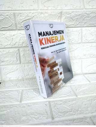 Jual MANAJEMEN KINERJA Pengelolaan Pengukuran dan Implikasi Kinerja ...