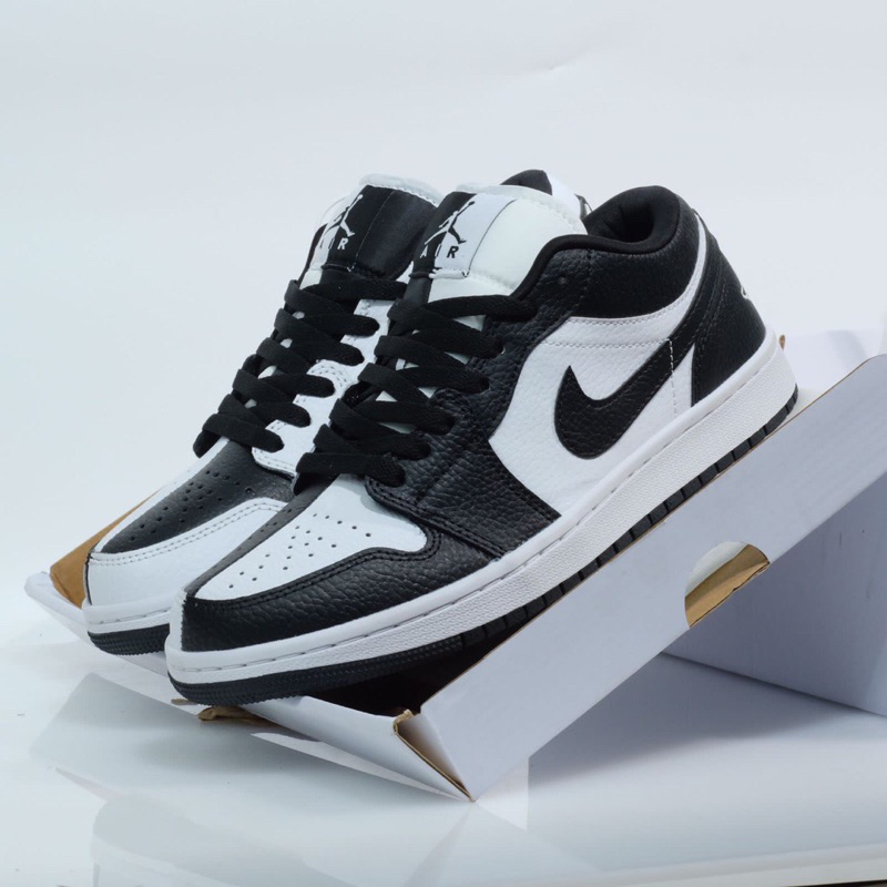 Jual Air Jordan low 1 SE Homage Split White Black BNIB 100% Original ...