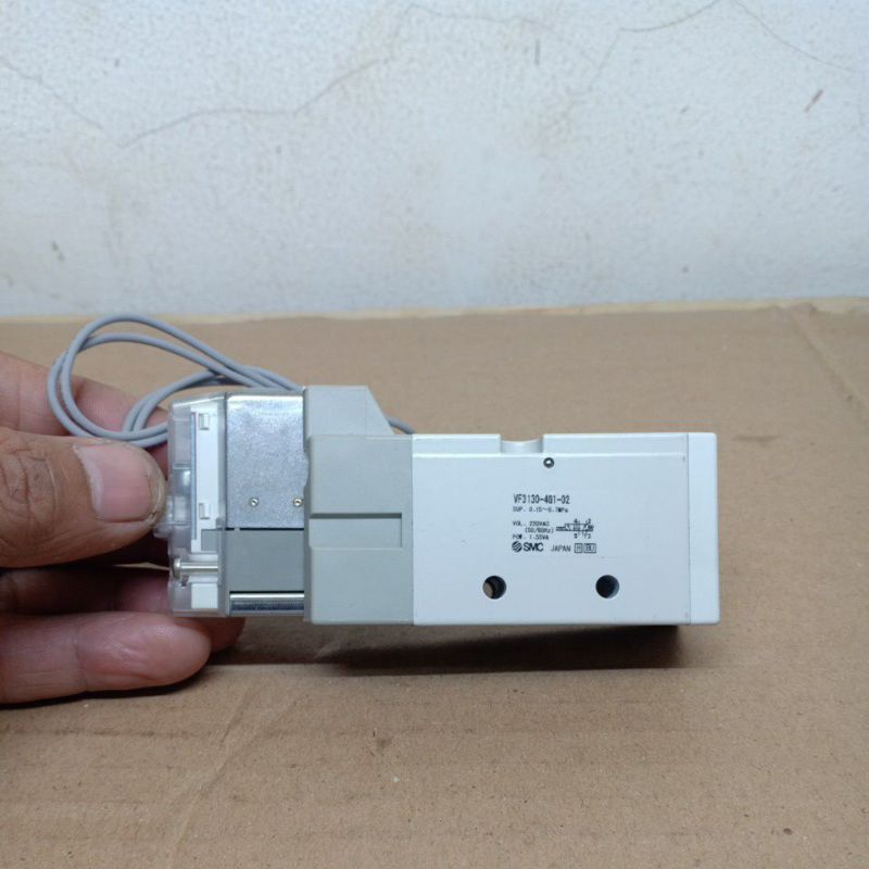 Jual VF3130 - 4G1 - 02 SMC SELENOID VALVE 5/2 SINGLE CONTROL 220 VAC JAPAN | Shopee Indonesia