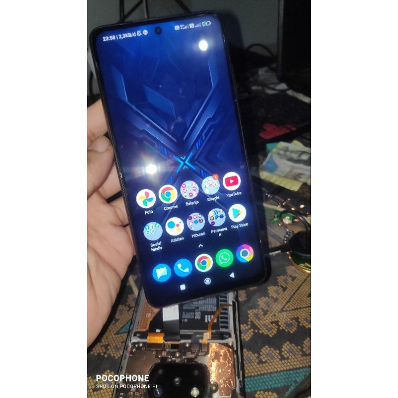 Jual LCD+frame tested Poc0 X3 Pro copota bonus finger print | Shopee ...