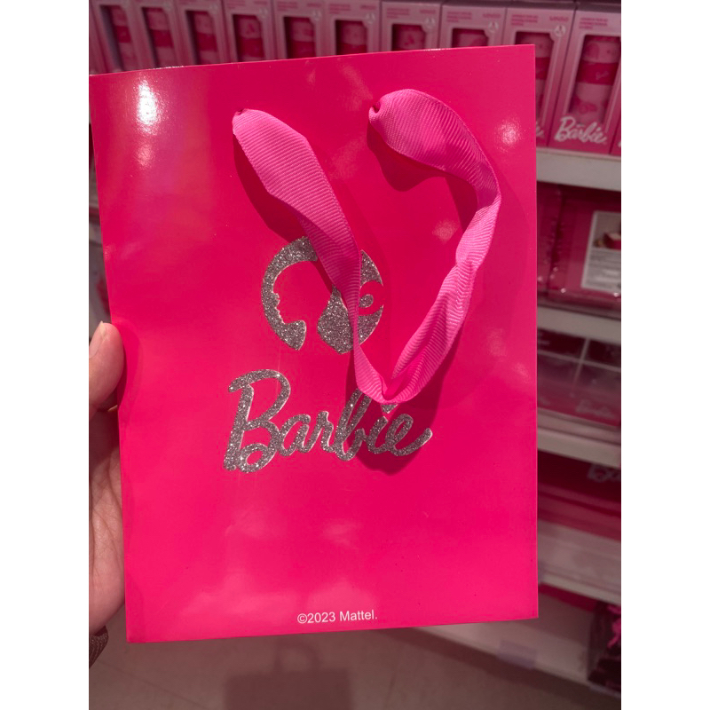 Jual MINISO X BARBIE PAPER BAG KECIL | Shopee Indonesia