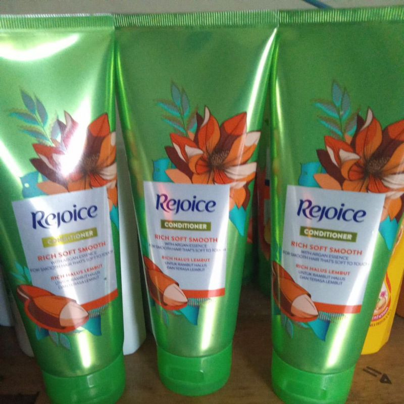 Jual Condisioner Rejoice Rich soft smooth 150ml | Shopee Indonesia