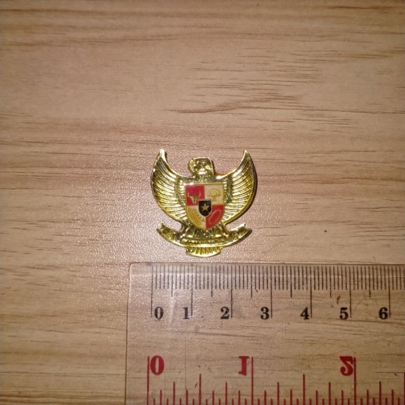 Jual Pin Garuda Emas Peniti Kopiah Paskibra Paskibraka | Shopee Indonesia