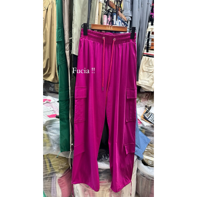 Jual BANGKOK PREMIUM CARGO JEANS PARASUT KULOT | Shopee Indonesia