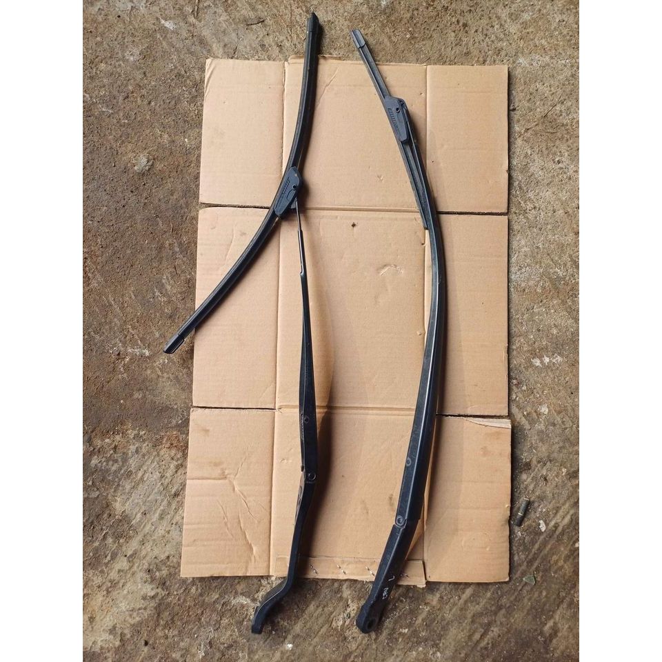 Jual Arm Gagang Wiper Depan Honda CRV Gen3 Gen 3 Original Second ...