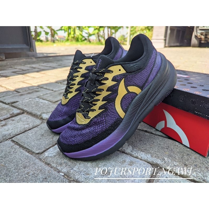 Jual SEPATU RUNNING ORTUSEIGHT X MARVEL - PHANTER SE ( PRODUK 100℅ ORI ...