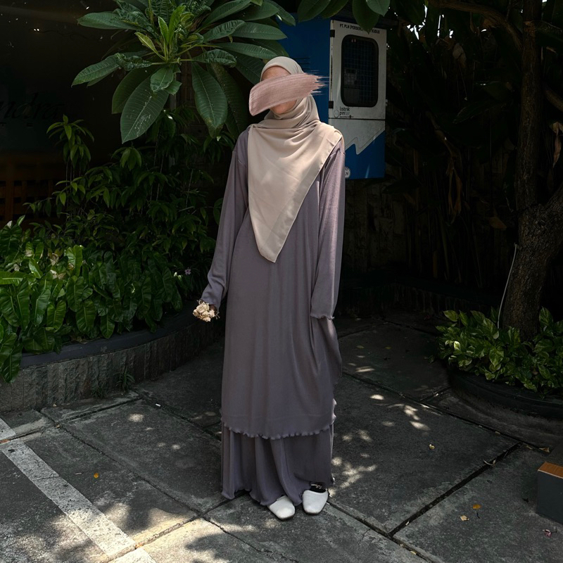 Jual NUMA ONE SET KNIT ( hijab shafiyya hi.shafiyya ) | Shopee Indonesia
