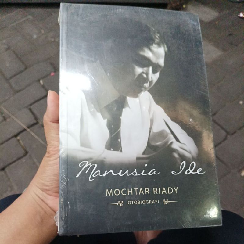 Jual buku biografi dan otobiografi Mochtar Riady manusia ide original ...