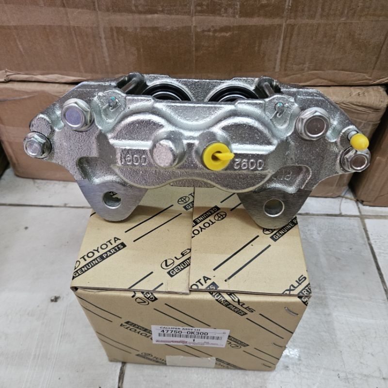 Jual CALIPER ASSY / KALIPER ASSY HILUX REVO - FORTUNER VRZ 47730/50 ...