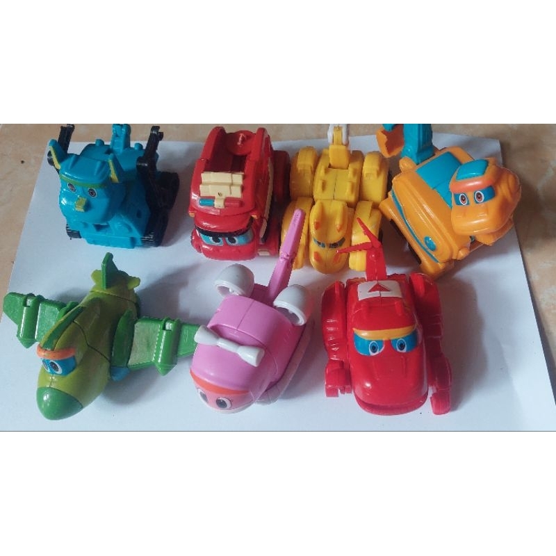 Jual MAINAN BEKAS Gogo dino besar Gogo dino Transformation Mainan Robot ...
