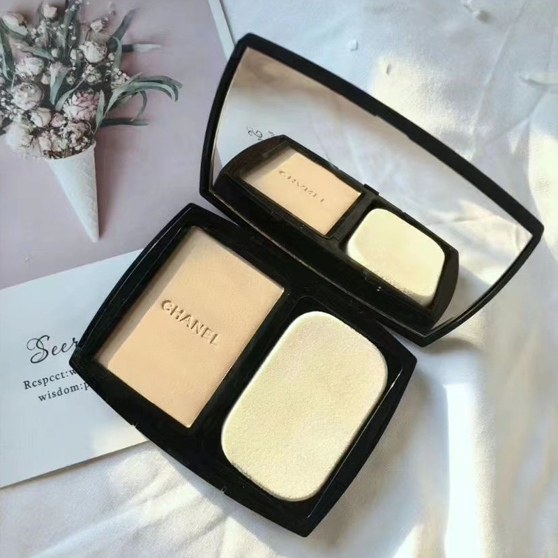Jual Chanel Compact Powder/Channel Ultra Le Teint B10 B20/Chanel ...